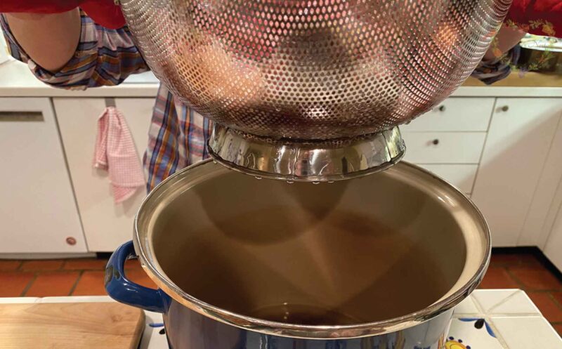 How to Make Lard - The Right Way! - Mary's Nest