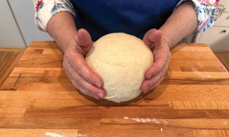 How to Make Sourdough Bread using the Stretch and Fold Method - Mary's Nest