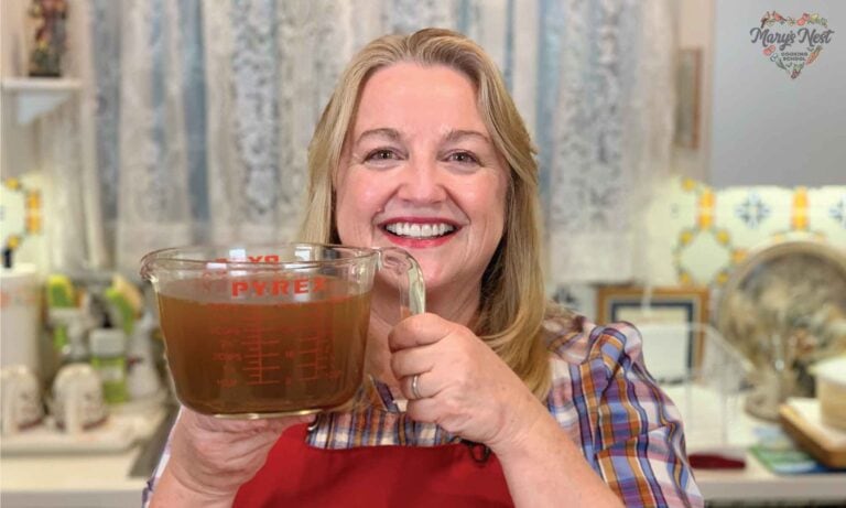 How to Make Simple Beef Stock from Scratch - Mary's Nest