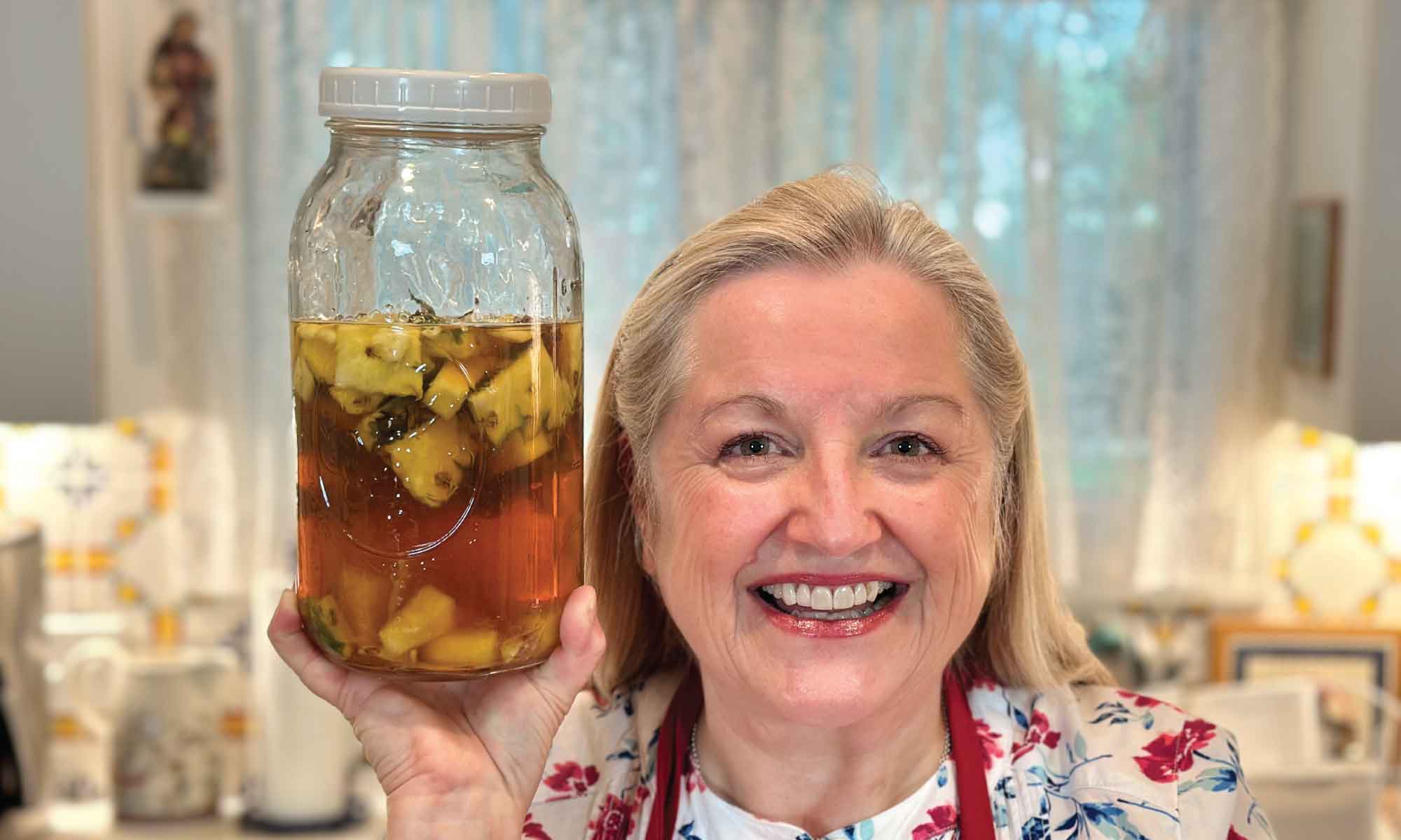 How to Make Tepache - An Anti-Inflammatory Fermented Pineapple Drink ...